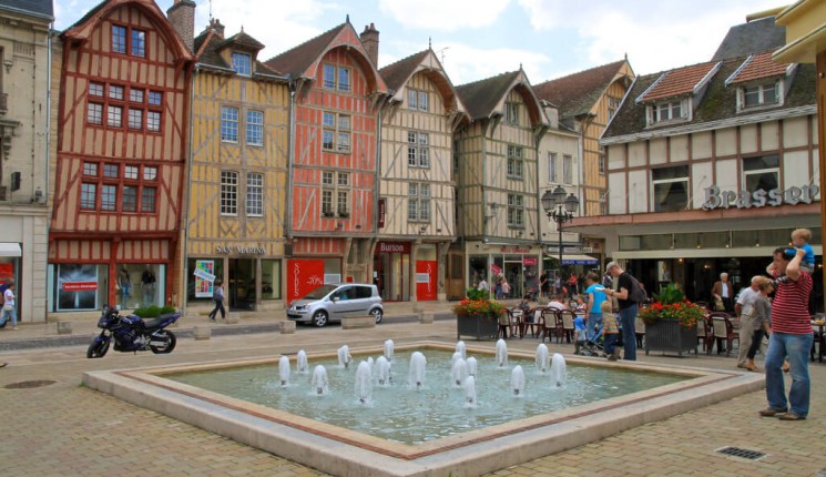 Beste Reistijd Troyes | Klimaat en Weer. 5 maanden om te vermijden!