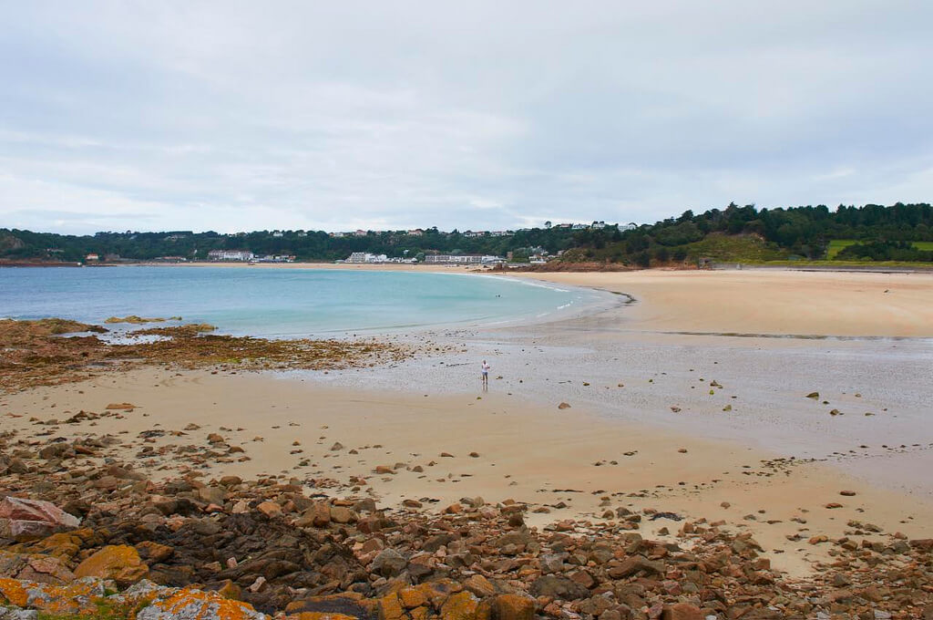 Beste Reistijd Jersey | Klimaat en Weer. 5 maanden om te vermijden!